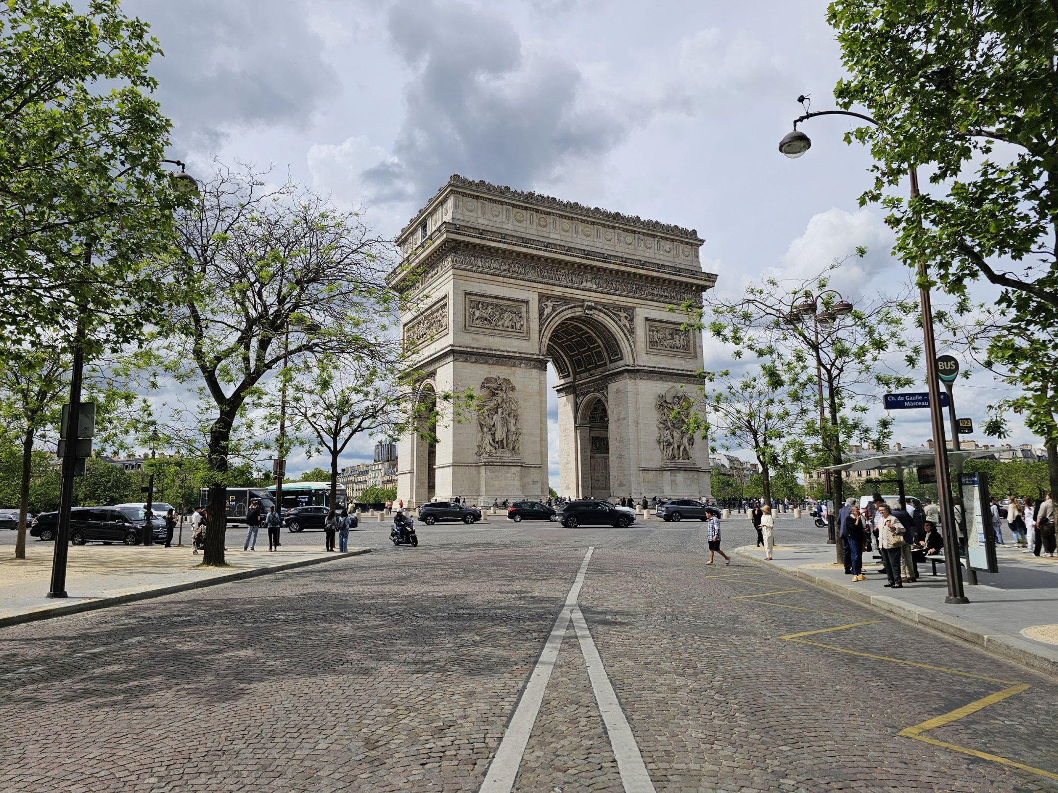 Víťazný oblúk, Paríž - všetko, čo potrebujete vedieť
